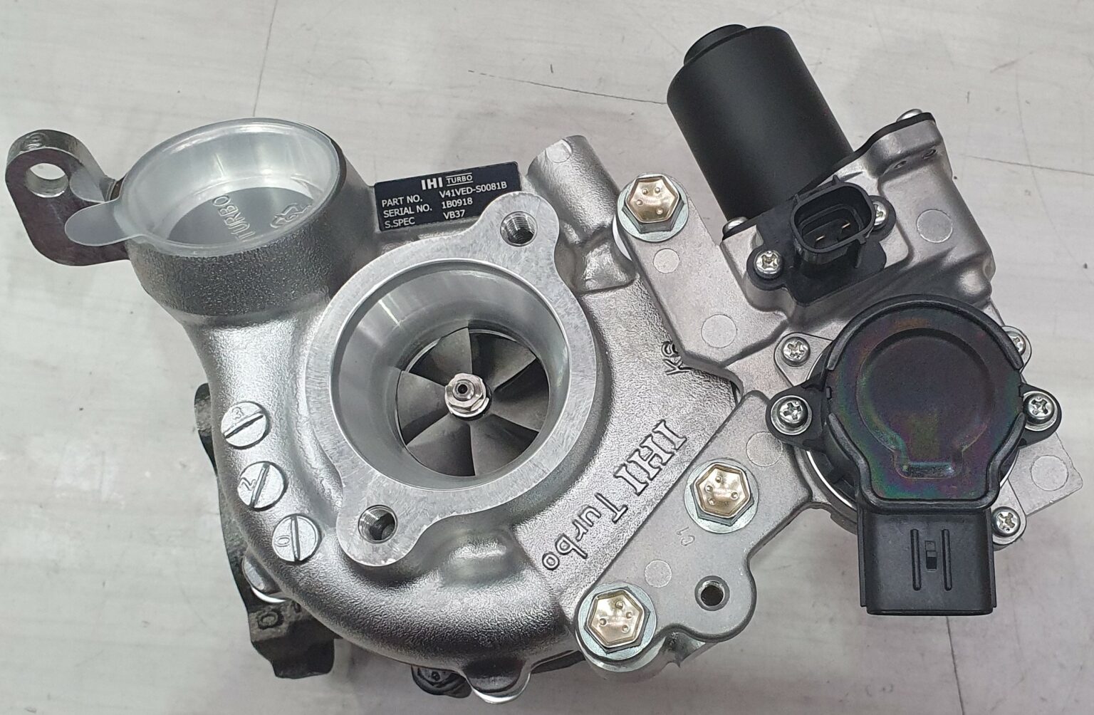17208-51010 & 17201-51020 Turbocharger Toyota Landcruiser 200 SERIES ...